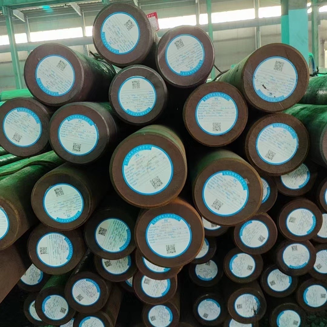 ASTM JIS EN DIN Standard Carbon Steel Round Bar / Steel Round Rod Hot ...